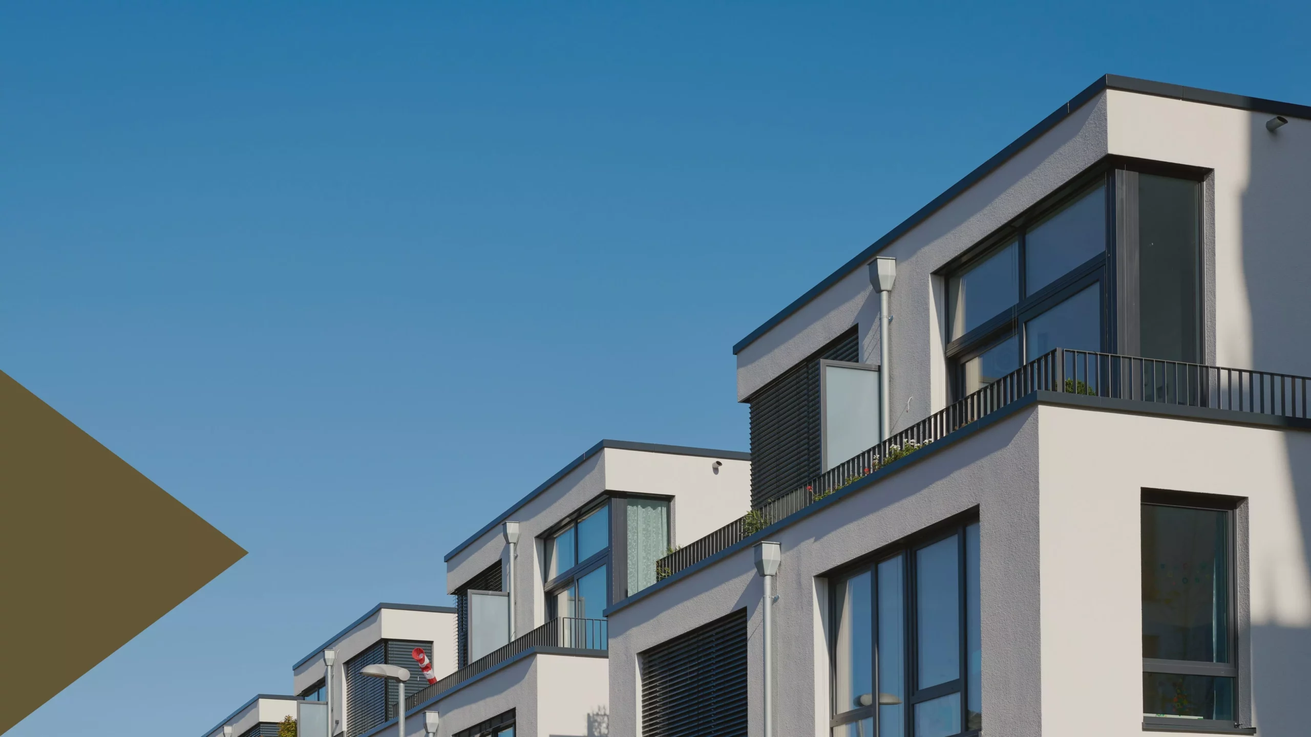 How to Install Solar Screens for Windows (Full 7-Steps & Repair)